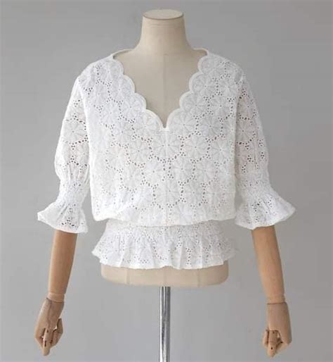 👻😍အဖြူရောင်ကြိုက် မြန်မာဝတ်စုံချုပ်ပုံလှလှလေးများစုဆည်းရာ