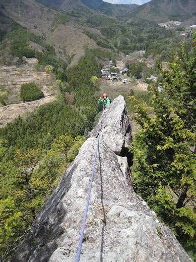 太刀岡山左岩稜 ならしの山の会