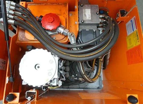 Электрический боковой погрузчик Hubtex Ml 30 купить в Украине КТС