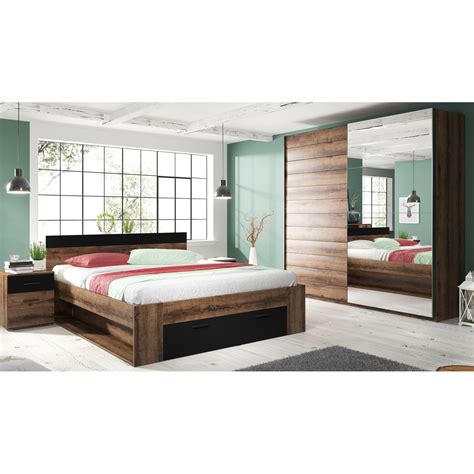 Спален комплект Бета с голям гардероб манастирски дъб