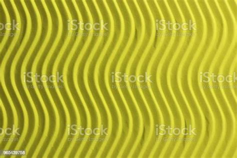 노란색 종이 수직 파도 텍스처 자세한 종이 바탕에 새겨진된 파도입니다 물결 모양 판지 배경 골 0명에 대한 스톡 사진 및 기타 이미지 Istock