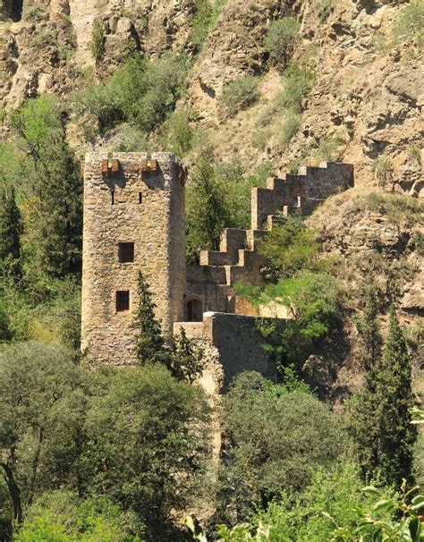 ნარიყალა ისტორიული კოშკები Narikala Historic Towers Tbilisi Georgia