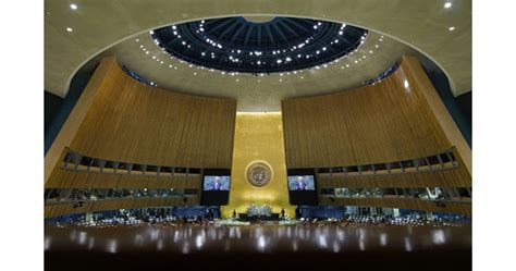 Представителят на Китай в ООН призова да няма двойни стандарти спрямо Договора за