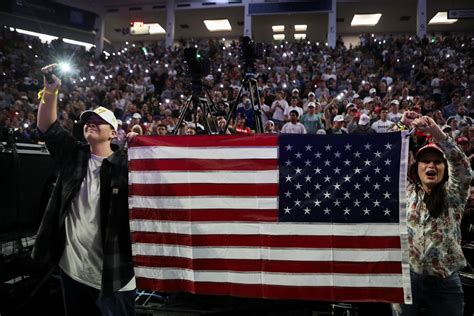 ‘극우 Vs ‘신新보수 민주주의 국가의 급진적 ‘우경화와 이념 논쟁 김범수의 국제만상