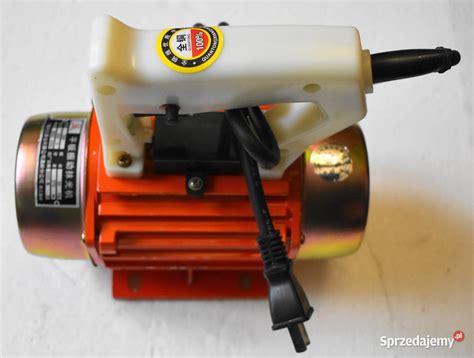 Wibrator Przyczepny 370w220v2840 Wibr Poznań Sprzedajemypl