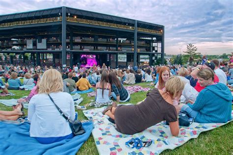 First Midwest Bank Amphitheatre Journey In Concert At The First