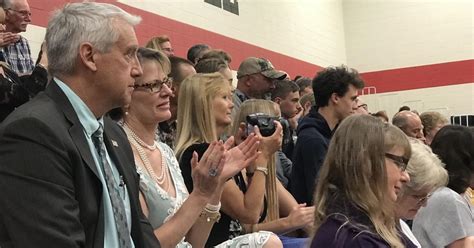 Hold Honking Until The End Thorp School District Shifts Gears For 2020 Graduation News