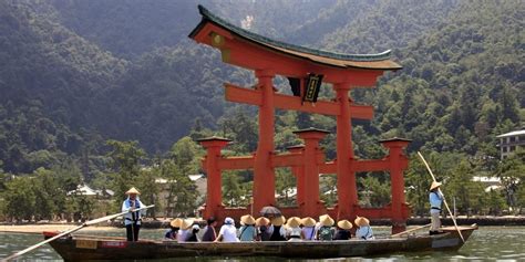 Ösi Touri Hat In Heiliger Stätte Sex Haft Nau Ch