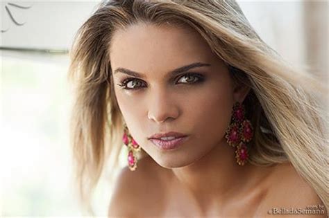 Amanda Sagaz Pictures Hotness Rating 9 21 10