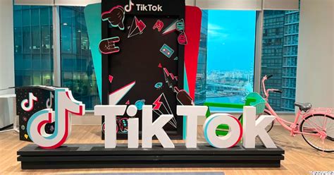 3 Weeks Jail For Husband 36 And Wife 31 Who Livestreamed Sex Act At