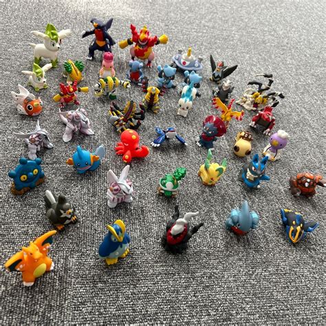 Yahooオークション 16 ポケモン 指人形 ソフビ などまとめ ポケッ