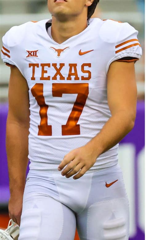 Cameron Dicker Rnflbulges