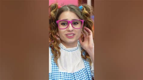 Богатый Парень Влюбился в Бедную Девушку Богатыйпарень Беднаядевушка Youtube