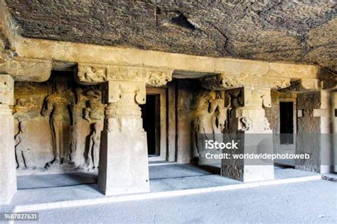 보살상 엘로라 동굴 마하라슈트라 인도 아시아가 있는 동굴 3의 풍부한 장식 인테리어 0명에 대한 스톡 사진 및 기타 이미지 0명 건축 고대의 Istock