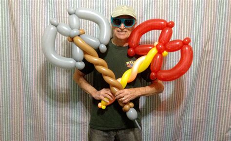 Balloon Swords For Beginners Tutorial How To Make A Balloon Sword Easy