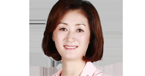 흥국생명 박미희 감독과 2년 재계약