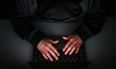 Ministry Of Defence PAYS Hackers To Search Computer Systems For Vulnerabilities Daily Mail Online