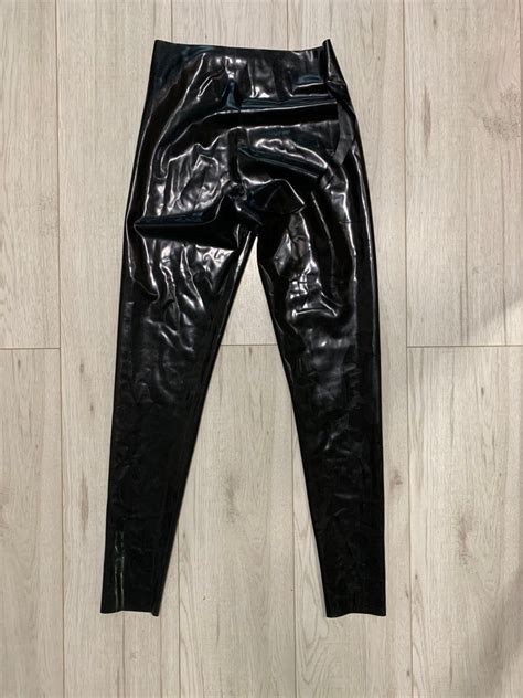 Ripped Gut Getragen Latex Leggins Etsy Latex Leggings Fashion