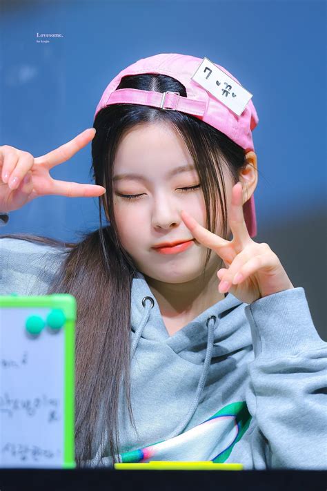 221106 Nmixx Kyujin Kpopping