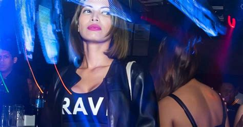 5 Diskotik Di Surabaya Tempat Berkenalan Dengan Cewek Duniamalam