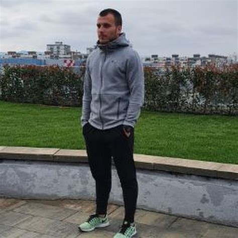 Agikgqptnpr1aa0g6ulj0jscy4bhftkbi2hw92ins9ffh50 S900 C K C0x00ffffff No Rj