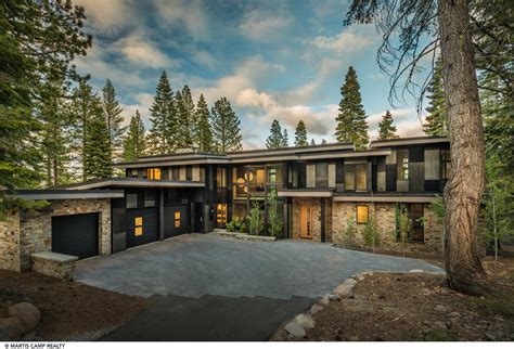 Truckee Luxury Home Magazine