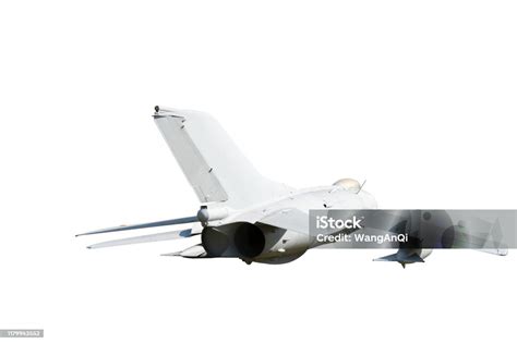 비행 전투기 군용 항공기 흰색 배경에 고립 된 육군 비행기 하단보기 항공기 날개에 대한 스톡 사진 및 기타 이미지 항공기 날개 전투기 컷아웃 Istock