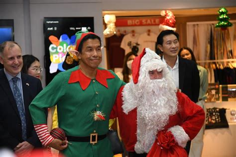 เชิญสัมผัสกลิ่นหอมจากต้นคริสต์มาส ต้นสนสด ที่ชั้น 5 หอศิลปวัฒนธรรมกรุงเทพมหานคร