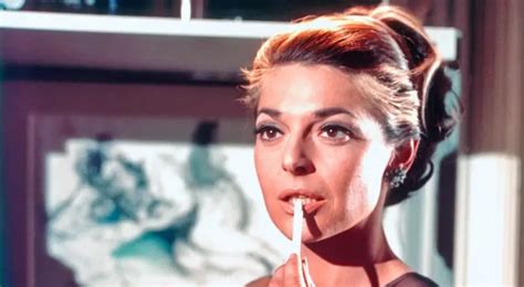 Mrs Robinson From The Graduate Charactour