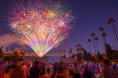 4th Of July Fireworks In Los Angeles And Best Spots To See Them