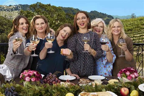 Tina Fey And Amy Poehler Are Hosting The Golden Globes See Their Funniest Moments Together
