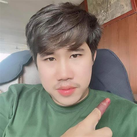 ស្តេចលក់ទូរស័ព្ទនិងកំ ស្តេចលក់ទូរស័ព្ទនិងកំព្យូទ័រនៅអាសុី