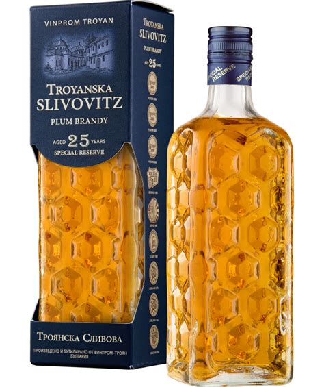Троянска сливова ракия Специална резерва 25 годишна