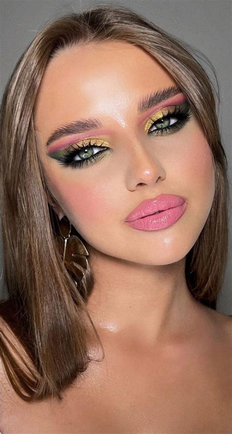 58 Stunning Makeup Ideas For Every Occasion Green Gold And Pink Combo