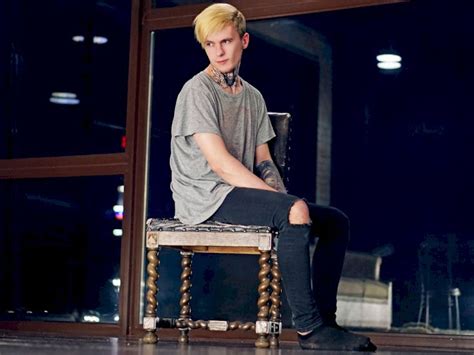 Calebshine 20 Yo Man Xxx Hot Live Cam Sex Show Chat And Webcam Sex With Calebshine