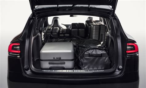 Tesla Model X Trunk