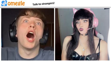 Fake Girl Trolls People On Omegle 12 Voice Trolling Youtube