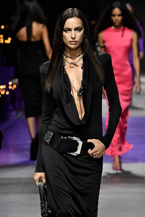 Irina Shayk Style Clothes Outfits And Fashion• Page 2 Of 50 • Celebmafia