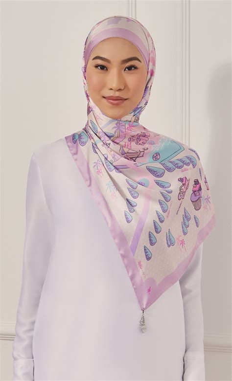 Barbie™ The Movie X Duck Shawl In Lets Beach The Duck Group
