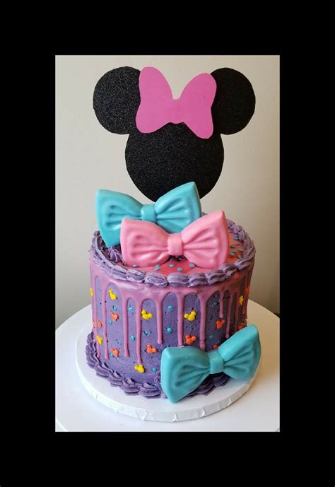 Minnie Mouse Bowtique Birthday Cake Drip Cake Minnie Mouse Cake