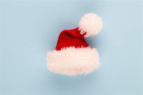 크리스마스 장식입니다 파스텔 배경에 크리스마스 장식입니다 플랫 레이 상단 보기 복사 공간 0명에 대한 스톡 사진 및 기타 이미지 Istock