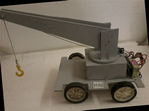 Robotic Crane School Project At ₹ 4500project In Indore Id