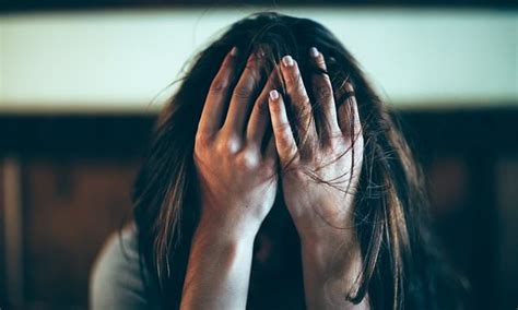 My Abusive Ex Has Turned My Babe Against Me Daily Mail Online