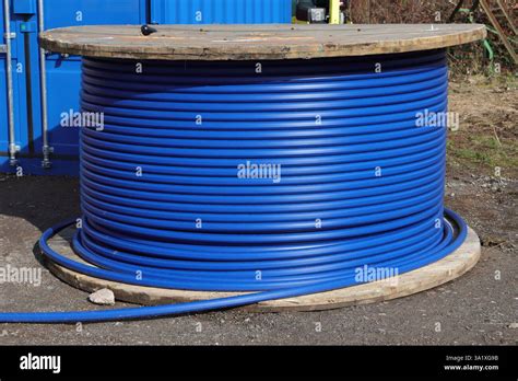 Installing Fibre Optic Cable Hi Res Stock Photography And Images Alamy