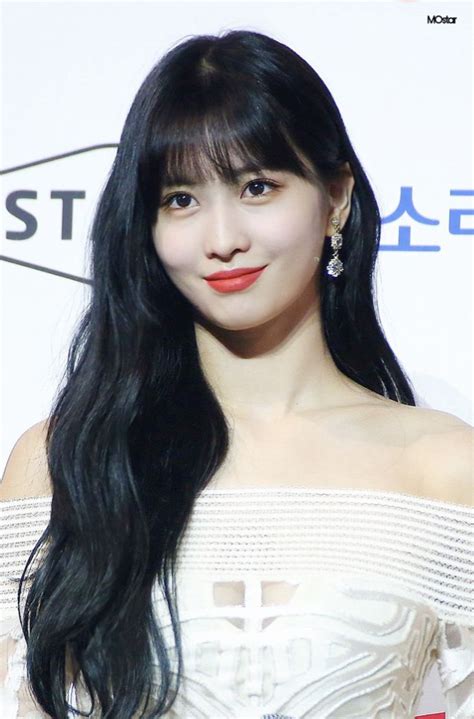 Momo ~ Twice Momo Girl Kpop Girls