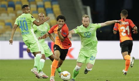 Шахтар обіграв Вольфсбург і вийшов до 1 4 фіналу Ліги Європи Збруч