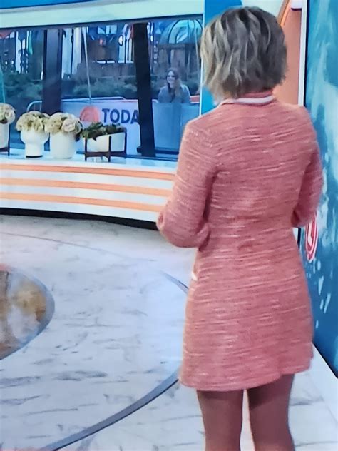 Dylan And Her Legs This Morning Rdylandreyer