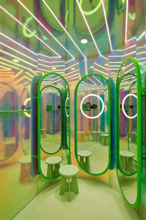 Masquespacio Designs Metaverse World For Mango Teen Store Teen Stores Store Design Fashion