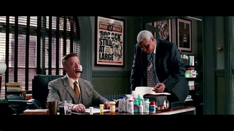 Момент из фильма «Человек паук 3 Джей Джона Джеймсон пьёт таблетки от давления Youtube
