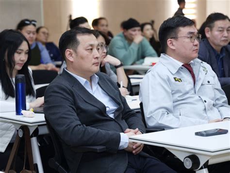 Хөдөлмөрийн аюулгүй байдал эрүүл ахуйн стандартад улсын үзлэг хийжээ